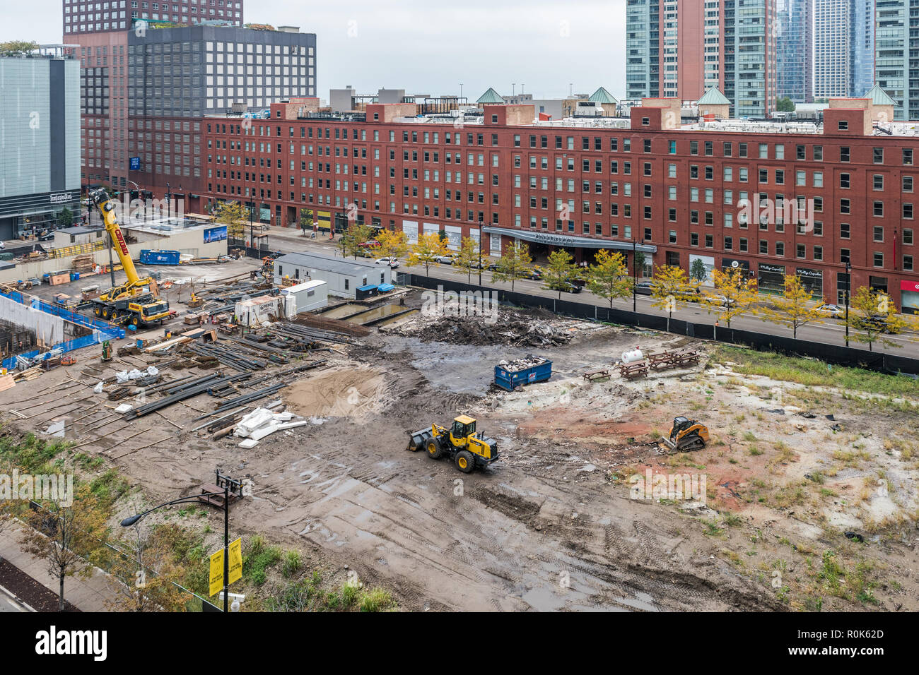 Buildings construct constructing build hi-res stock photography and ...