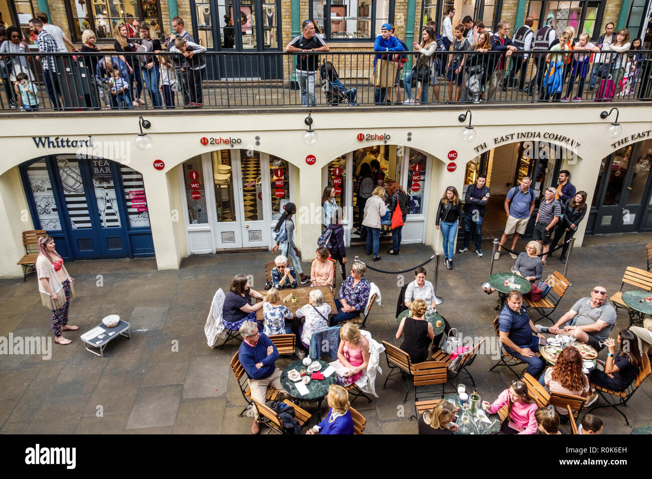 1 dining hall hi-res stock photography and images - Alamy