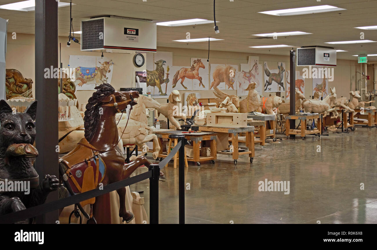 Carousel animals hi-res stock photography and images - Alamy