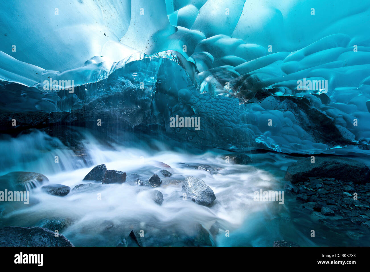 Water stream underneath frozen river hi-res stock photography and ...