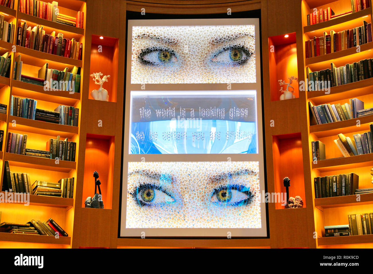 Cruise ship interior hi-res stock photography and images - Alamy