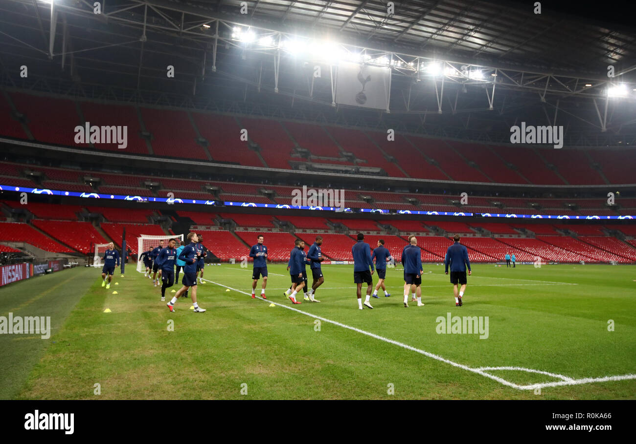 Training players psv hi-res stock photography and images - Alamy