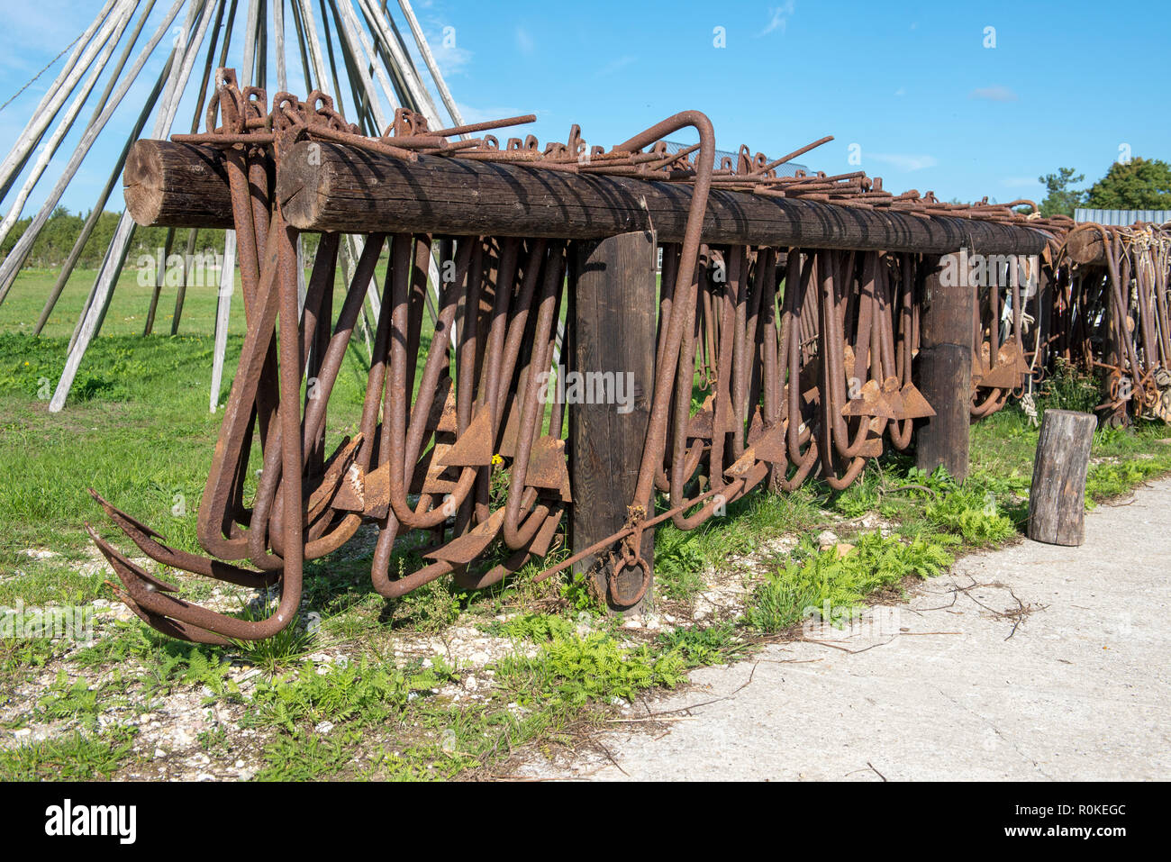 Rusty anchors hi-res stock photography and images - Alamy
