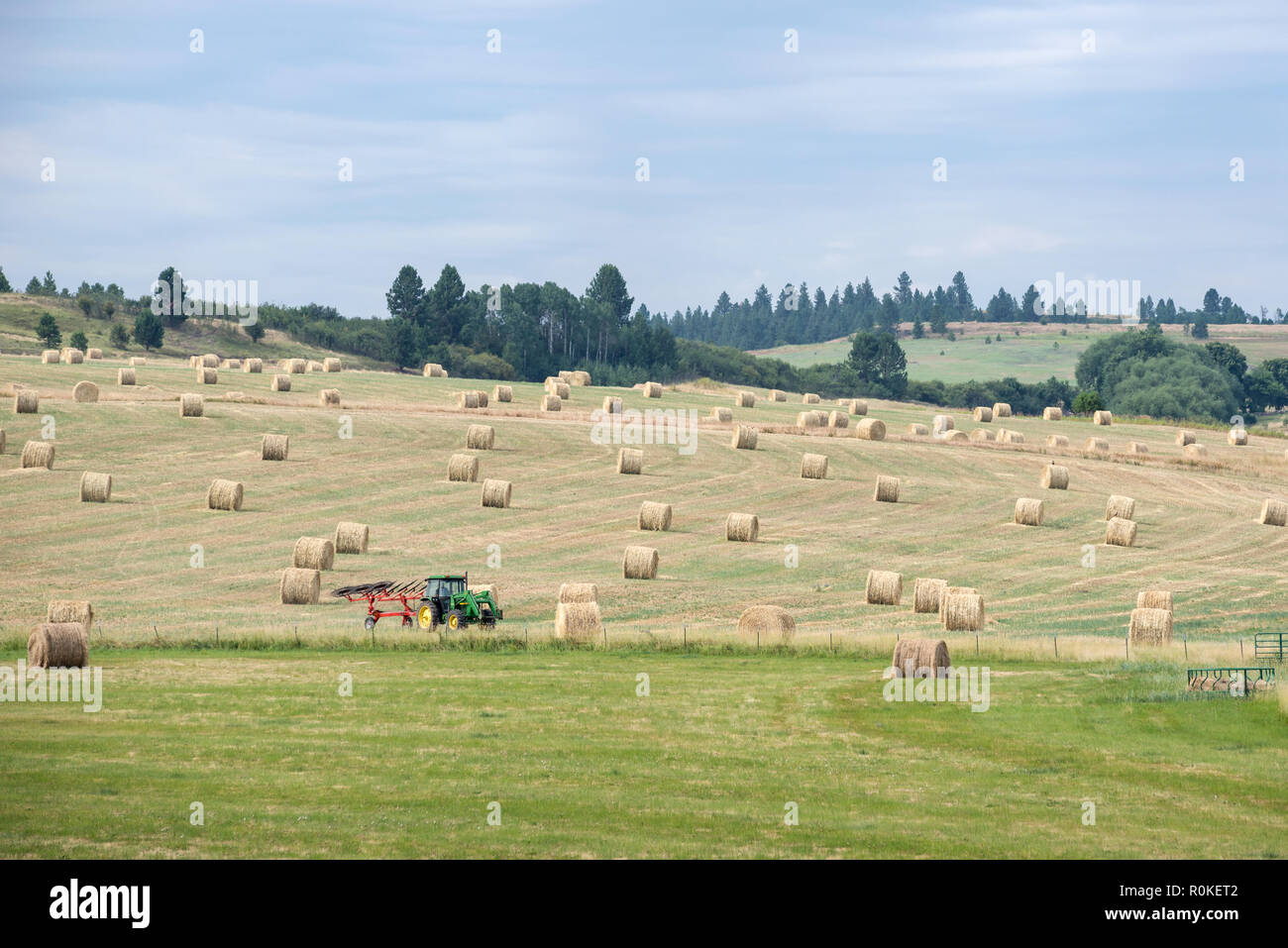 Agriculture tractor flat hi-res stock photography and images - Alamy