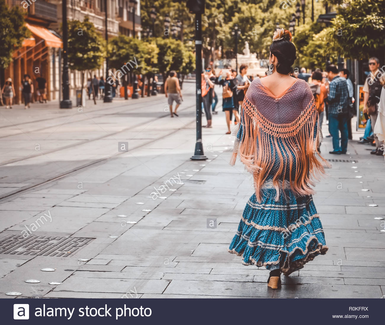 Spain Traditional Dress Stock Photos & Spain Traditional Dress Stock ...