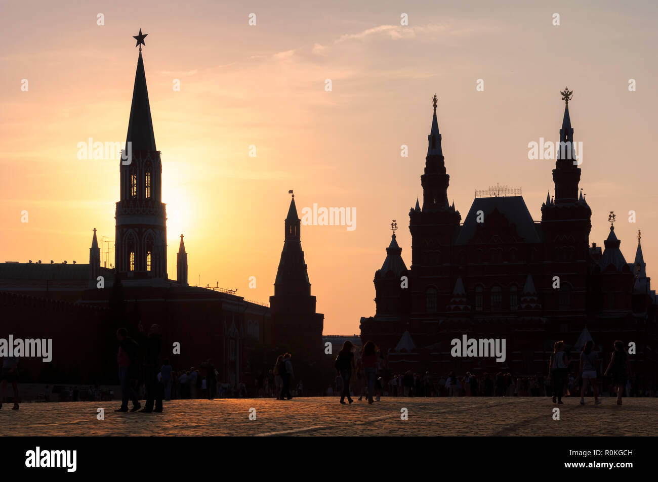 Kremlin Moscow Silhouette High Resolution Stock Photography and Images ...