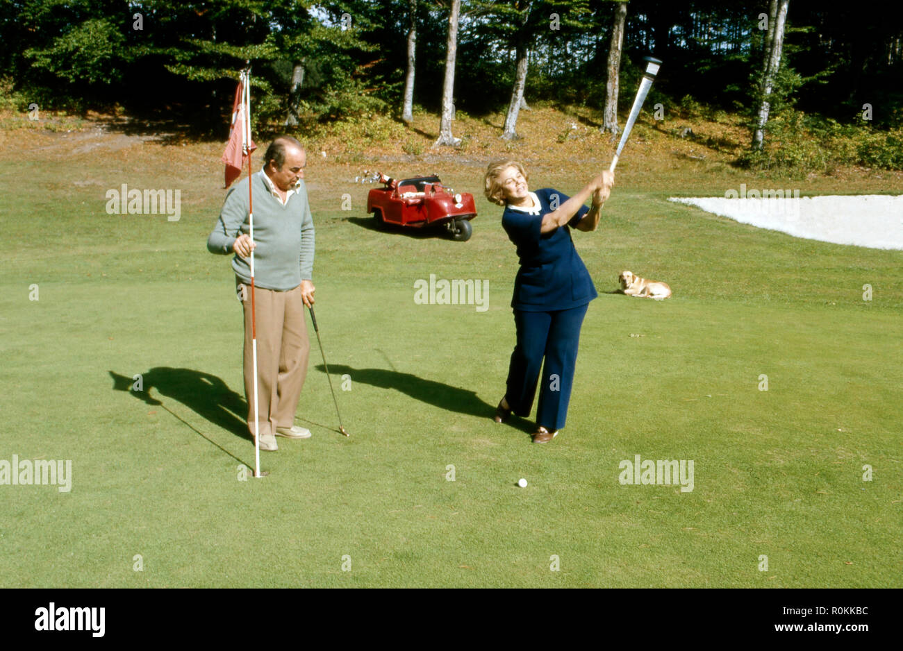 Hubert Baron von Pantz auf dem Golfplatz mit Gemahlin Terry ...