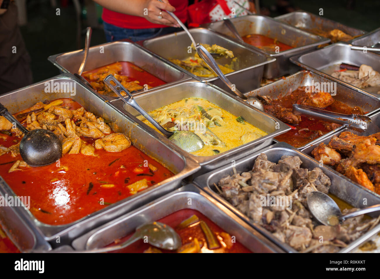 Street food buffet wirth chicken and various curries, Petaling Street ...
