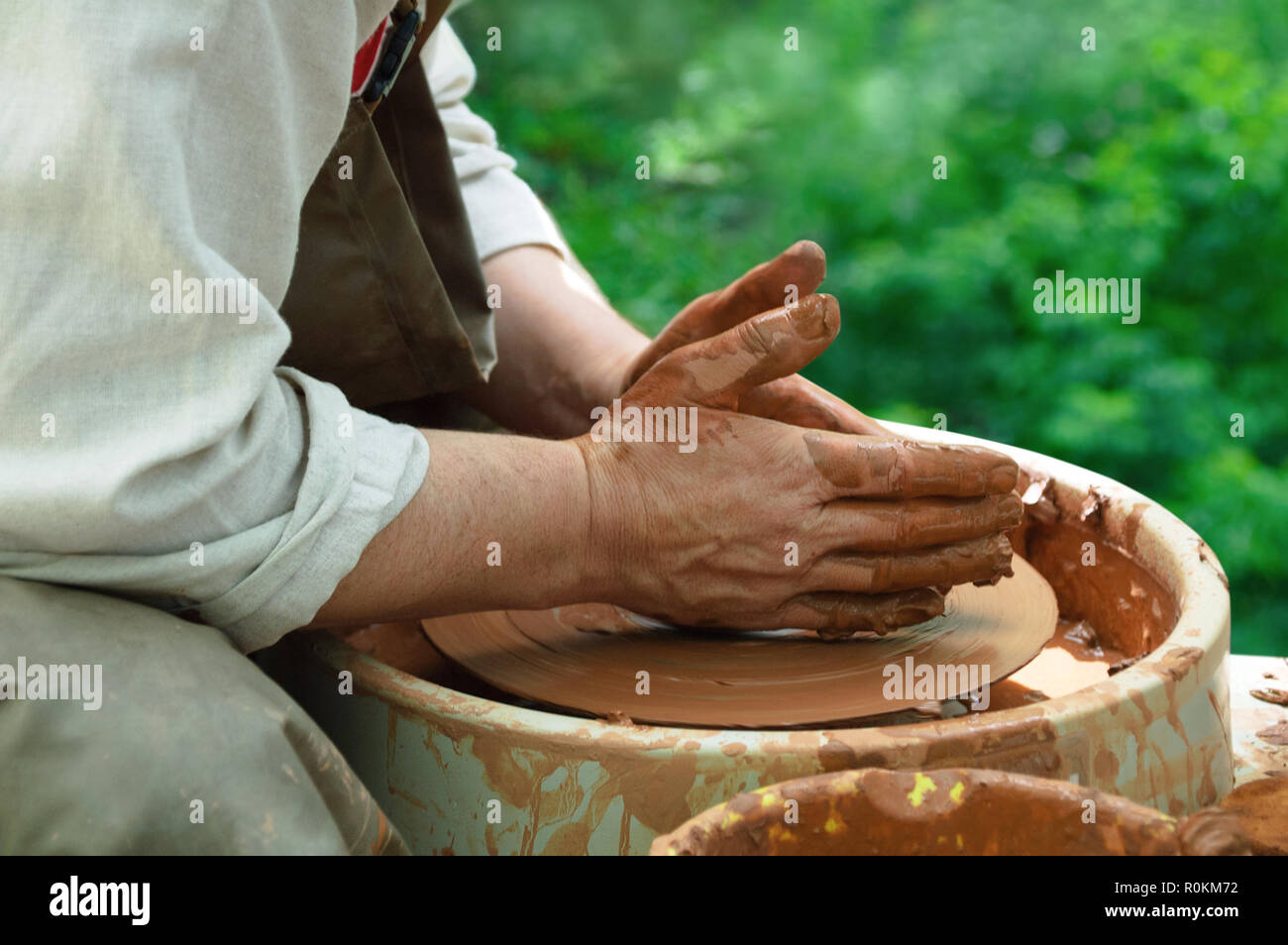 Potter works on potters wheel hi-res stock photography and images - Alamy