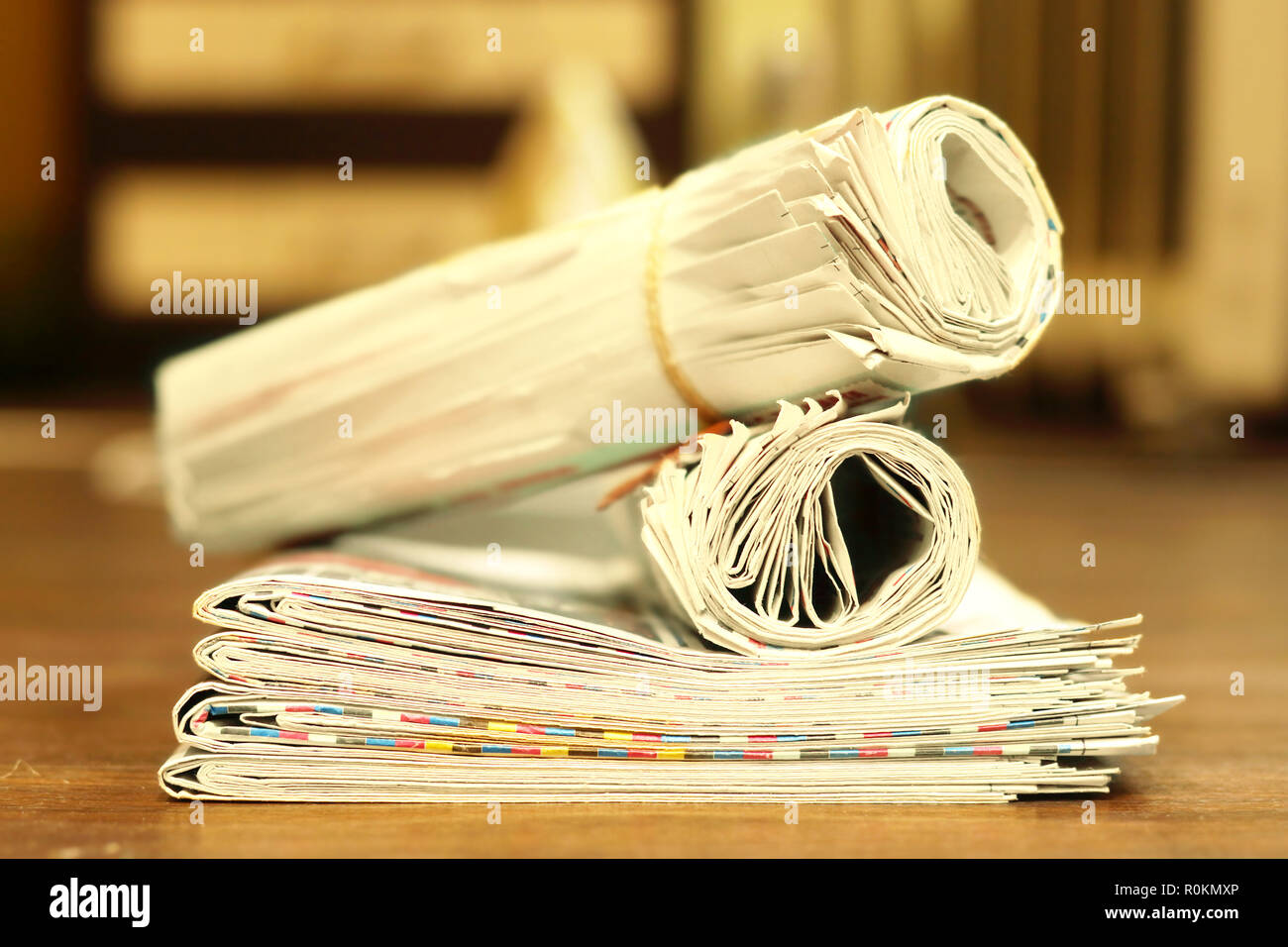 Stack of old papers and photos hi-res stock photography and images - Alamy