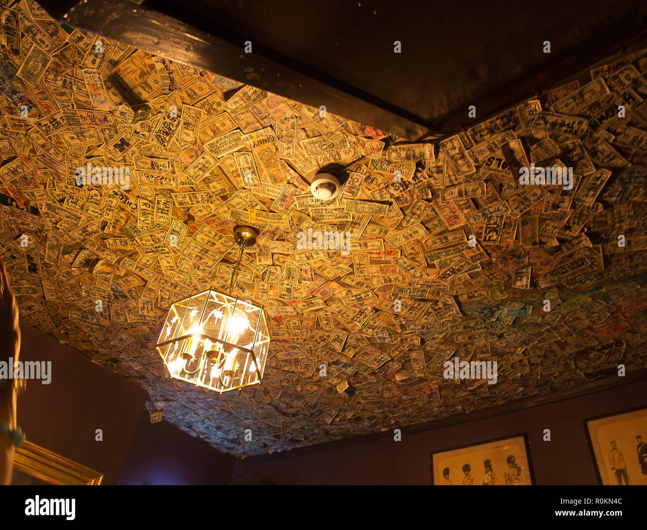 The grenadier belgravia hi-res stock photography and images - Alamy