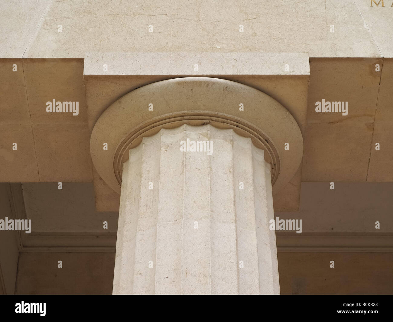 Doric capital hi-res stock photography and images - Alamy