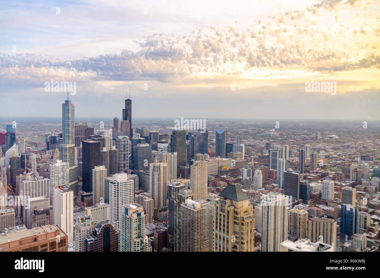 Chicago skyline at dusk top view Stock Photo - Alamy