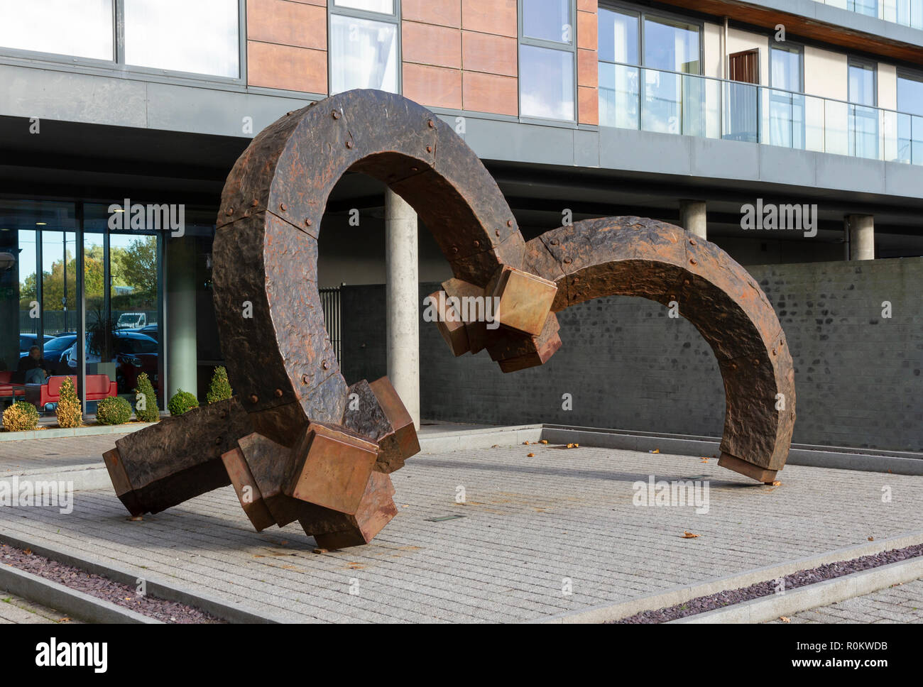 Adagio sculpture by Charles Hadcock outside the City Lofts apartments ...