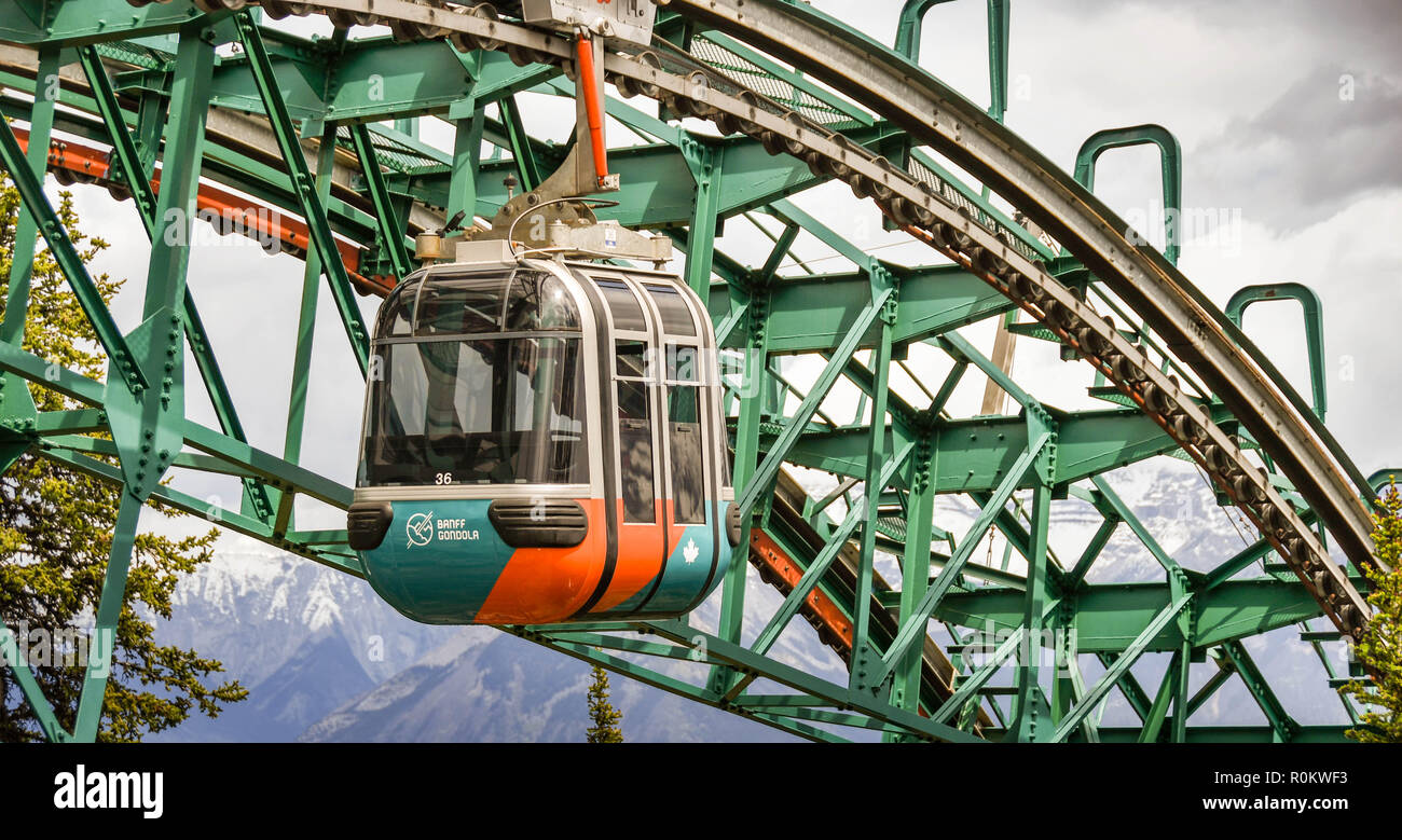 BANFF, AB, CANADA - JUNE 2018: A cable car gondola approaching the ...