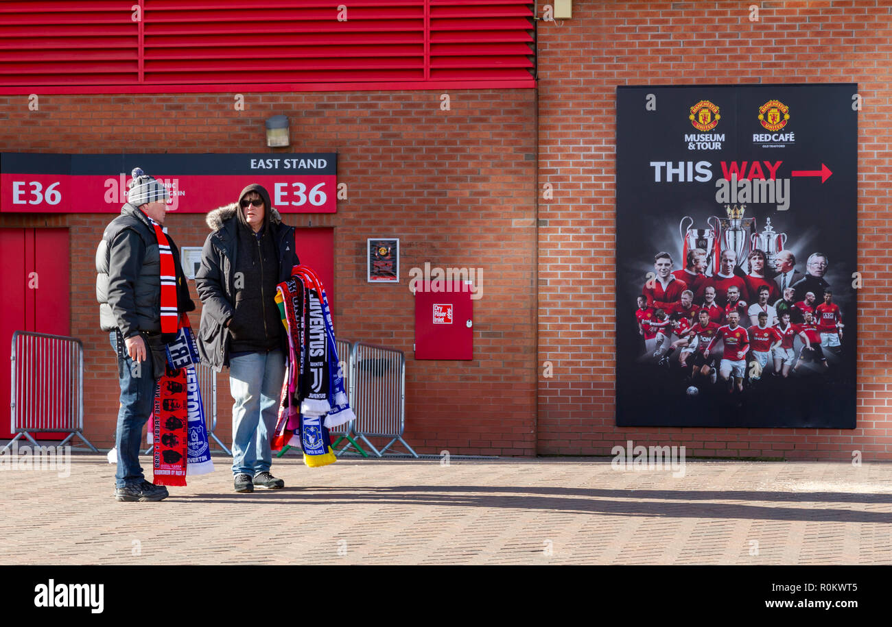 Scalf hi-res stock photography and images - Alamy