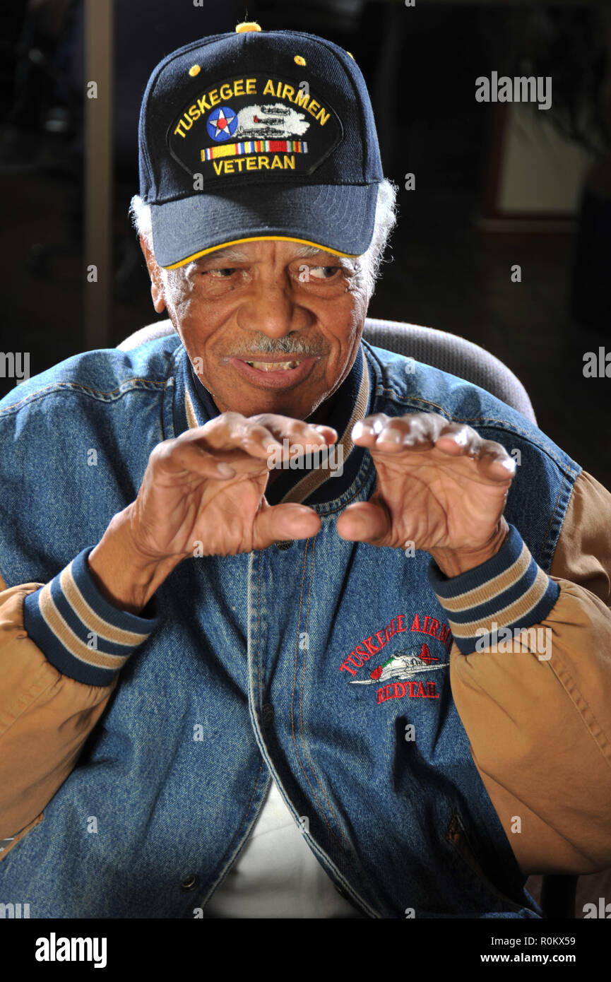 Lt. Calvin Spann, Tuskegee Airman Stock Photo - Alamy