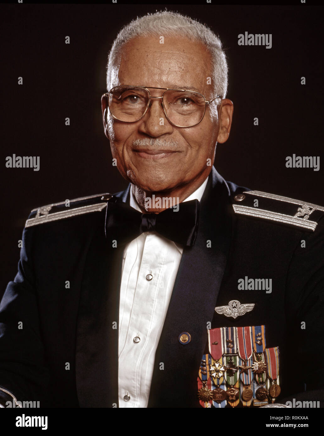 Air force colonel hi-res stock photography and images - Alamy