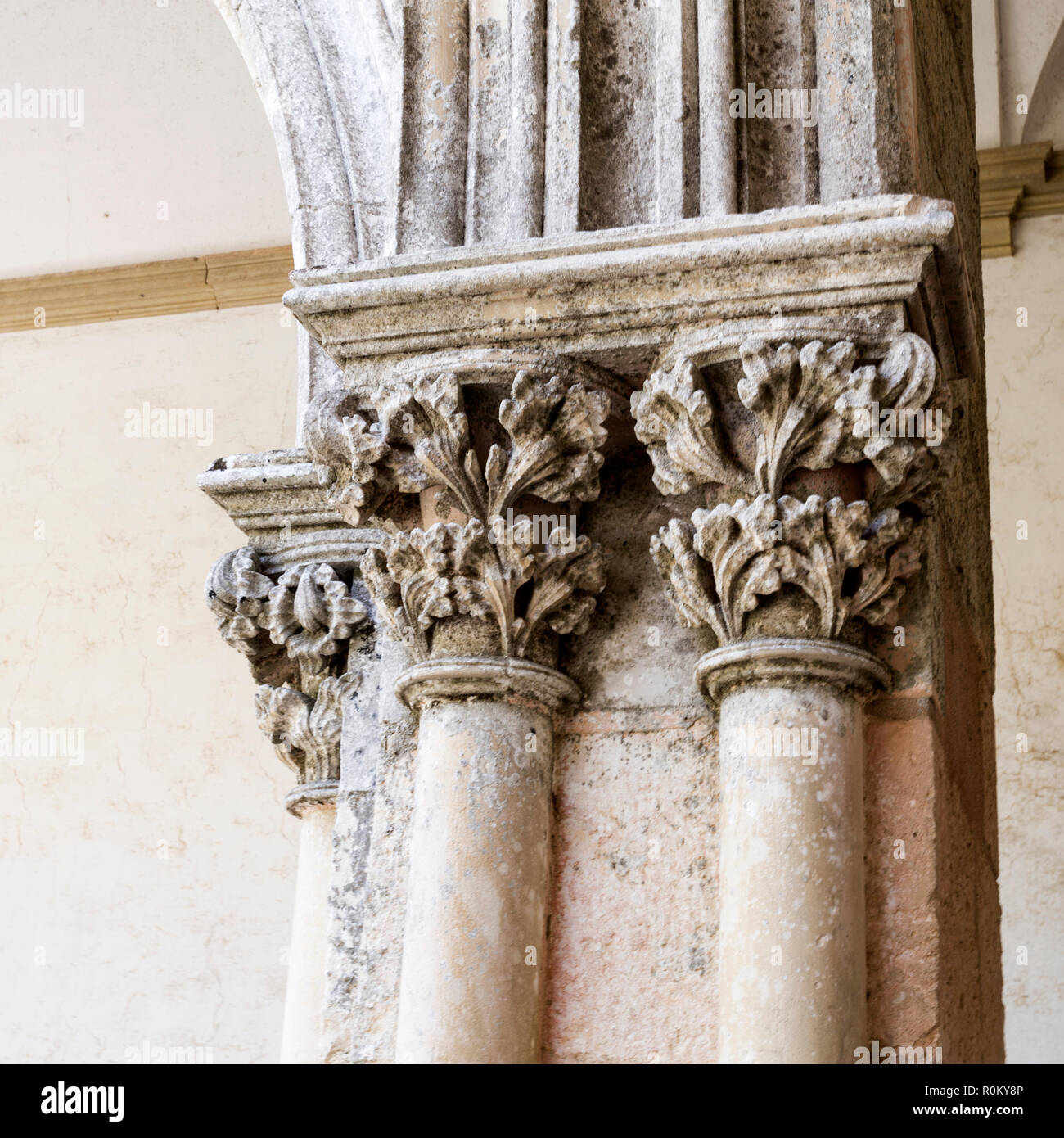 Romanesque capitals hi-res stock photography and images - Alamy