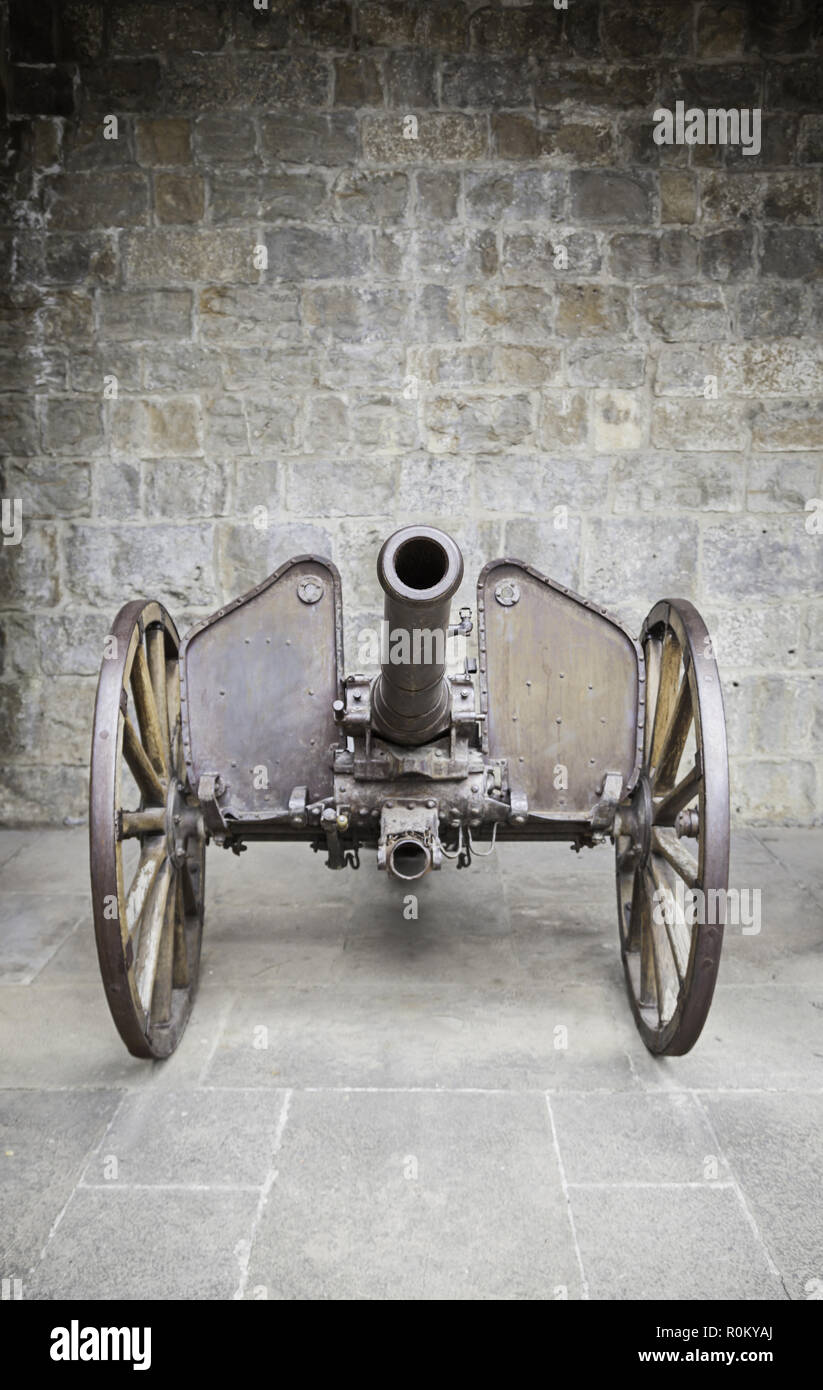 Old war cannon, detail of an ancient weapon of war and destruction ...