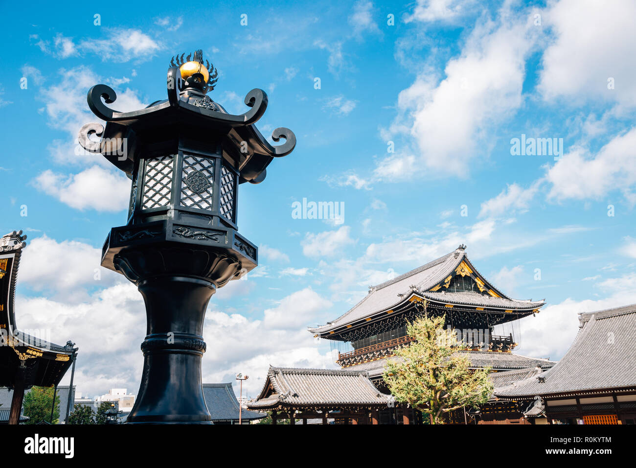 Higashi honganji temple hi-res stock photography and images - Alamy