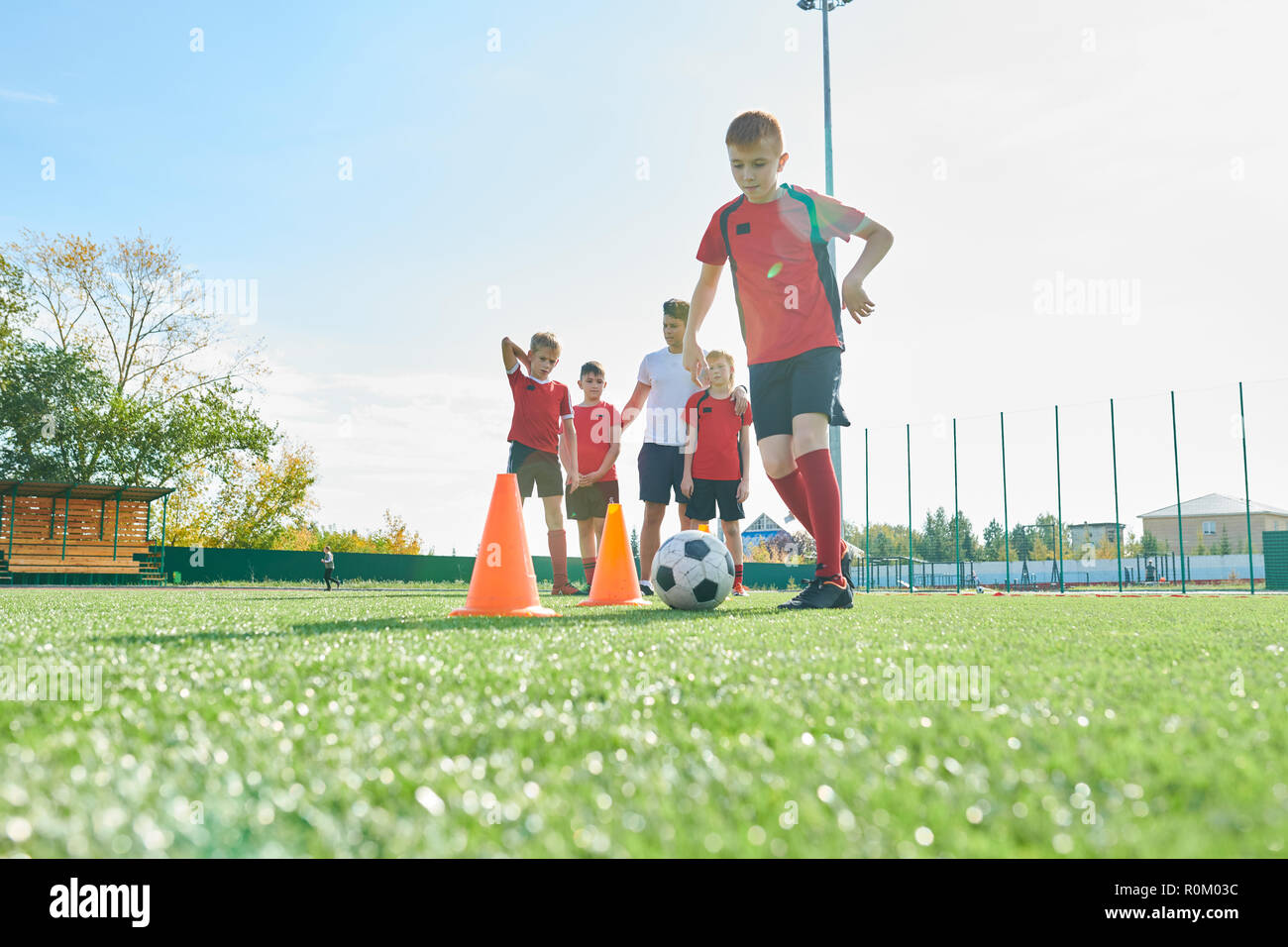 Junior Football Team Stock Photo - Alamy
