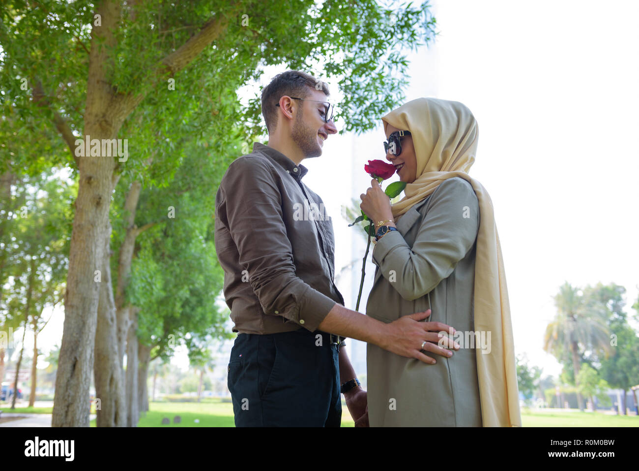 Muslim couple romance hi-res stock photography and images - Alamy