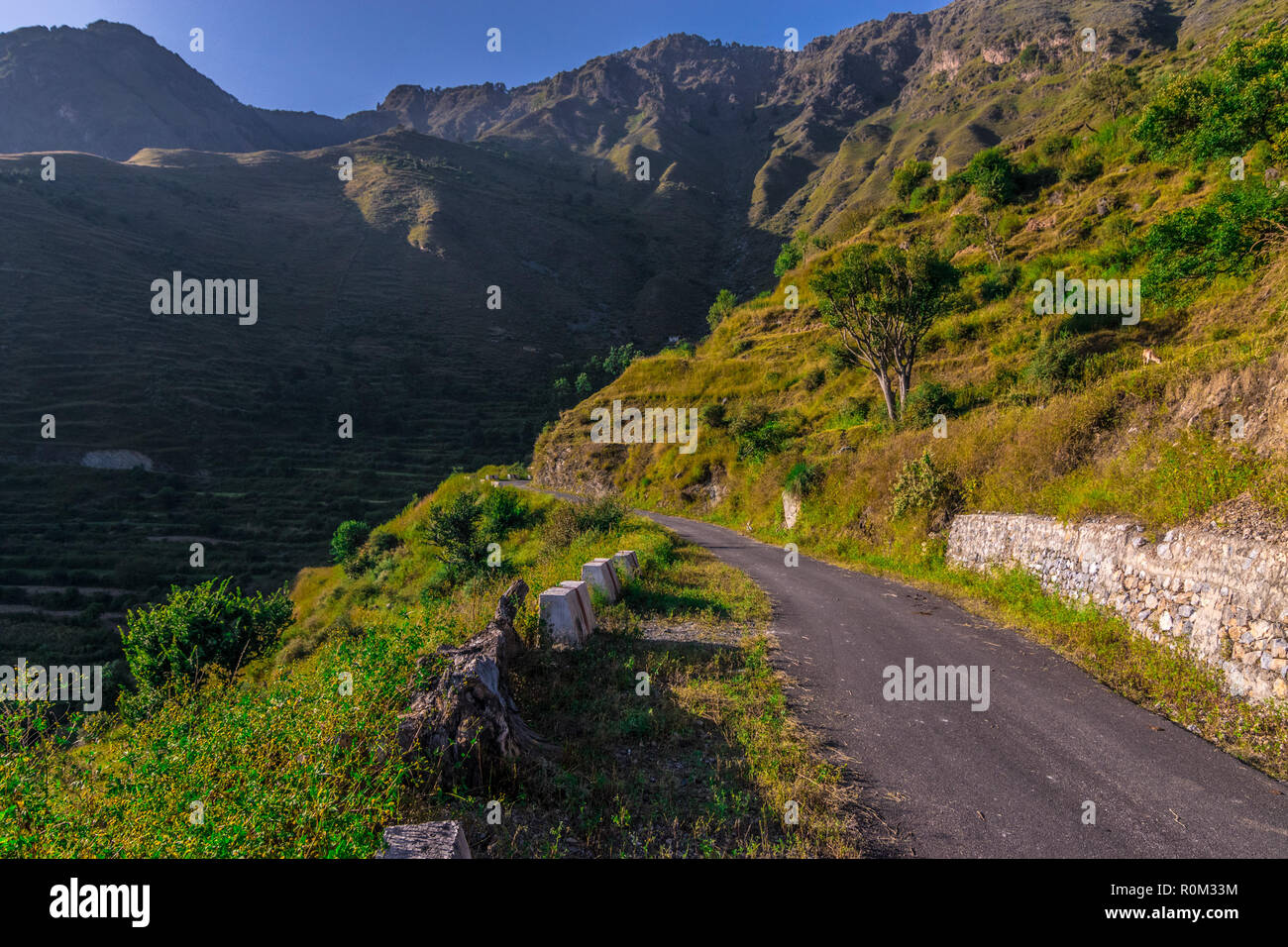 Tehri garhwal hi-res stock photography and images - Alamy