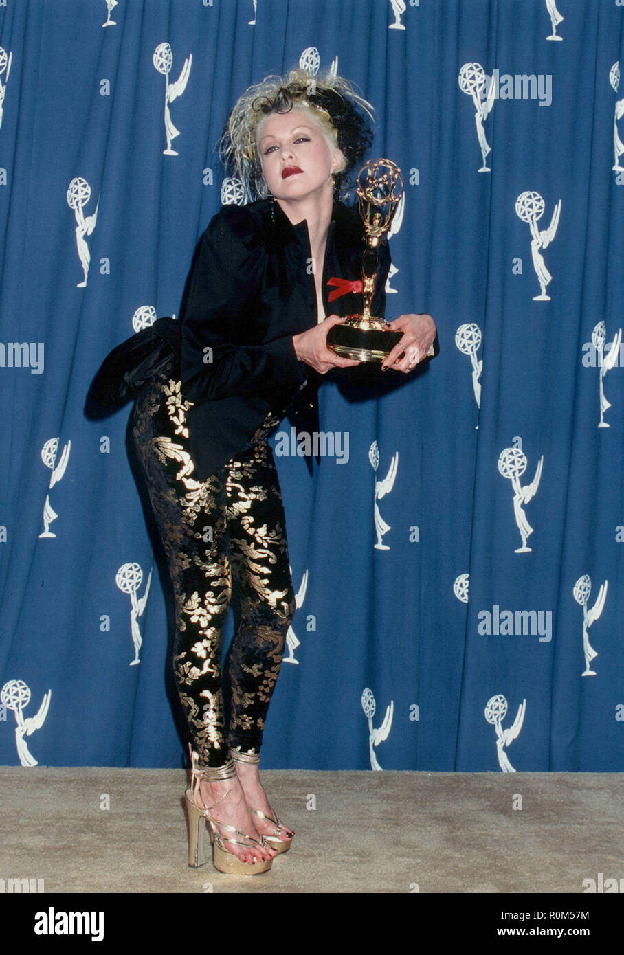 Cindy lauper hi-res stock photography and images - Alamy
