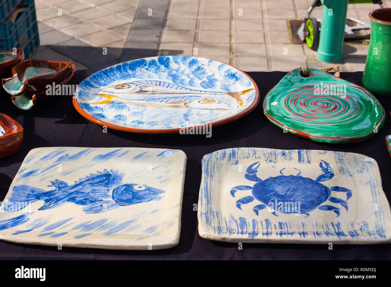 Ceramic pottery for sale hi-res stock photography and images - Alamy