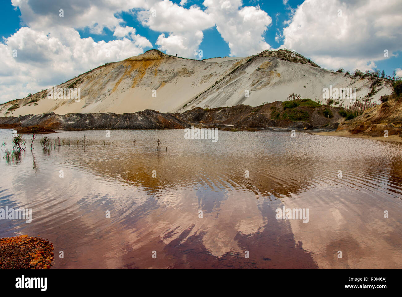 Gold mine dumps hi-res stock photography and images - Alamy