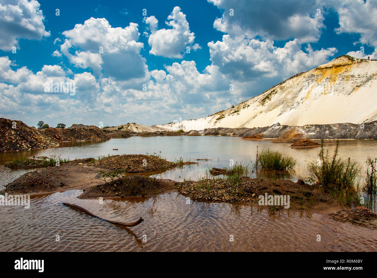 Gold mine dumps hi-res stock photography and images - Alamy