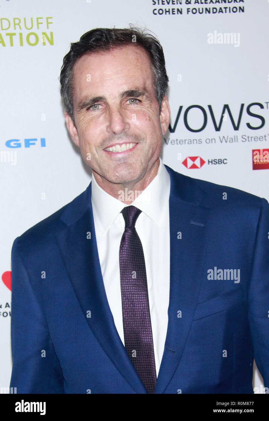 New York, NY, USA. 5th Nov, 2018. Bob Woodruff at the 12th Annual Stand ...