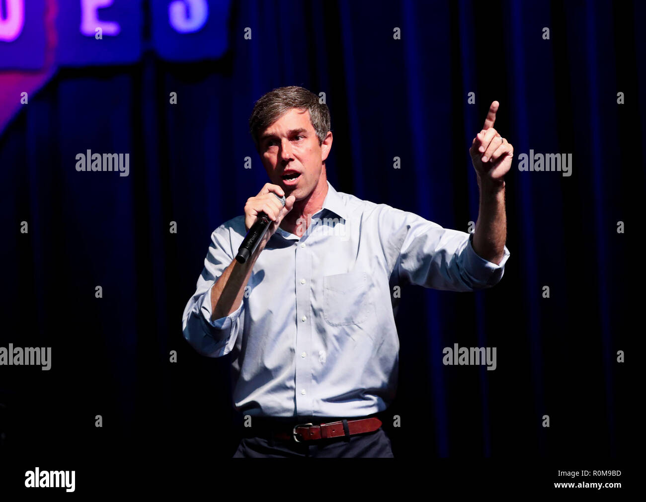 Houston. 5th Nov, 2018. Democratic candidate of senator Beto O'Rourke ...