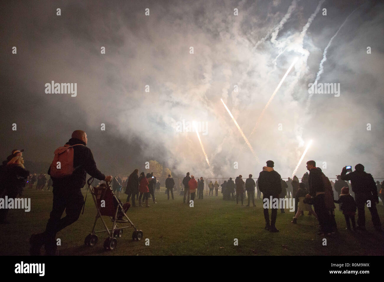 Fireworka hi-res stock photography and images - Alamy