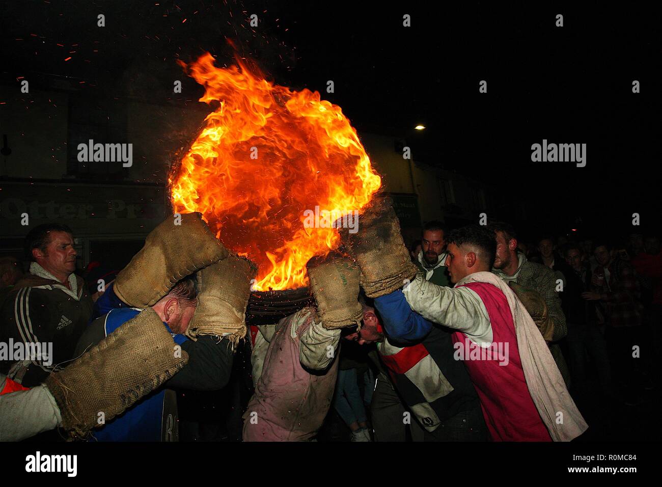 Ottery St Mary, Devon, UK. 5th Nov 2018. The annual Tar Barrel ...
