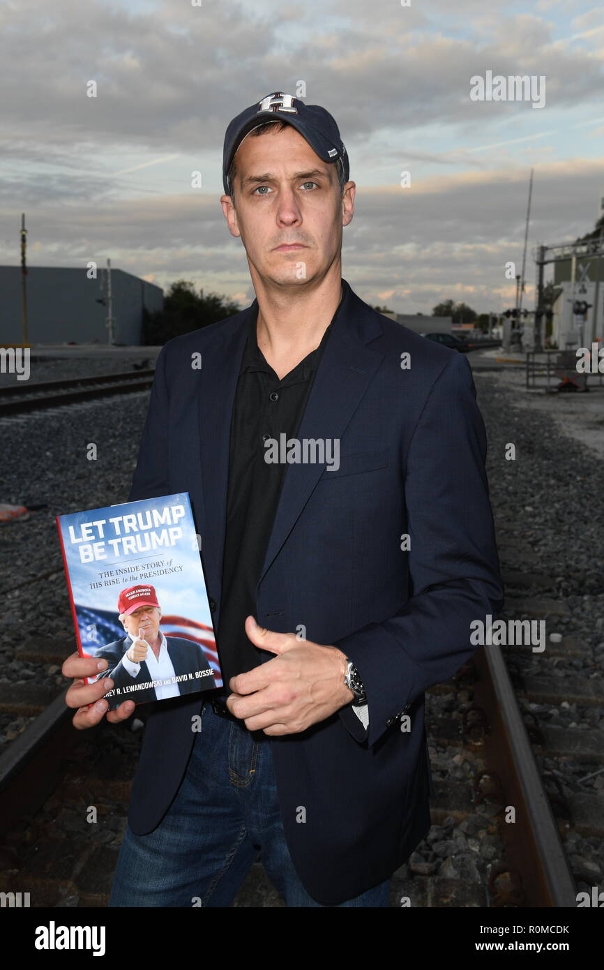 Corey lewandowski david bossie hi-res stock photography and images - Alamy