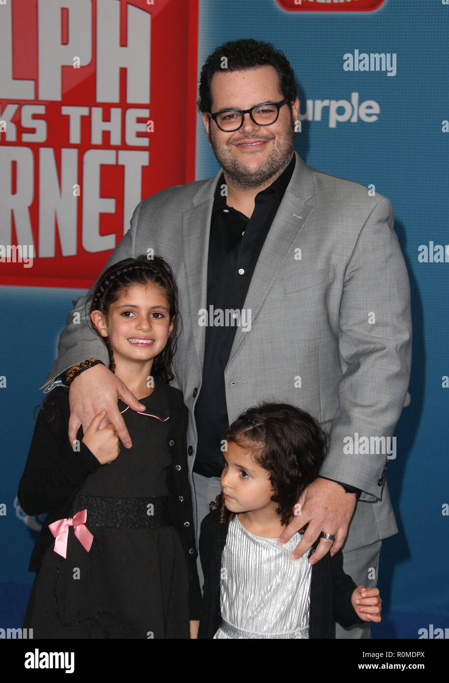 Hollywood, Ca. 5th Nov, 2018. Ava Gad, Josh Gad, at Premiere Of Disney ...