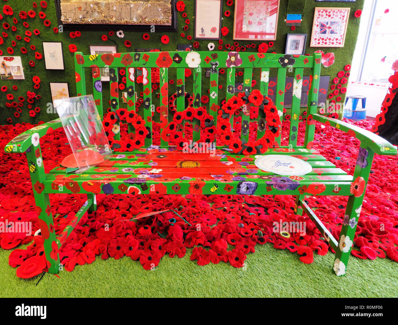 British legion poppy appeal hi-res stock photography and images - Alamy