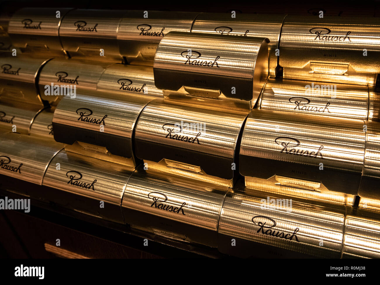06 November 2018, Berlin: Golden chocolate packs lie on a shelf in the ...