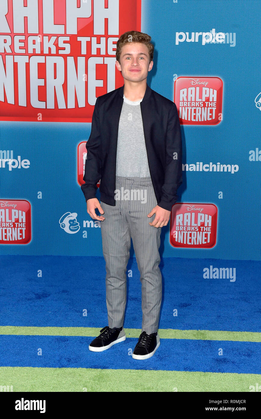 Sean giambrone hi-res stock photography and images - Alamy