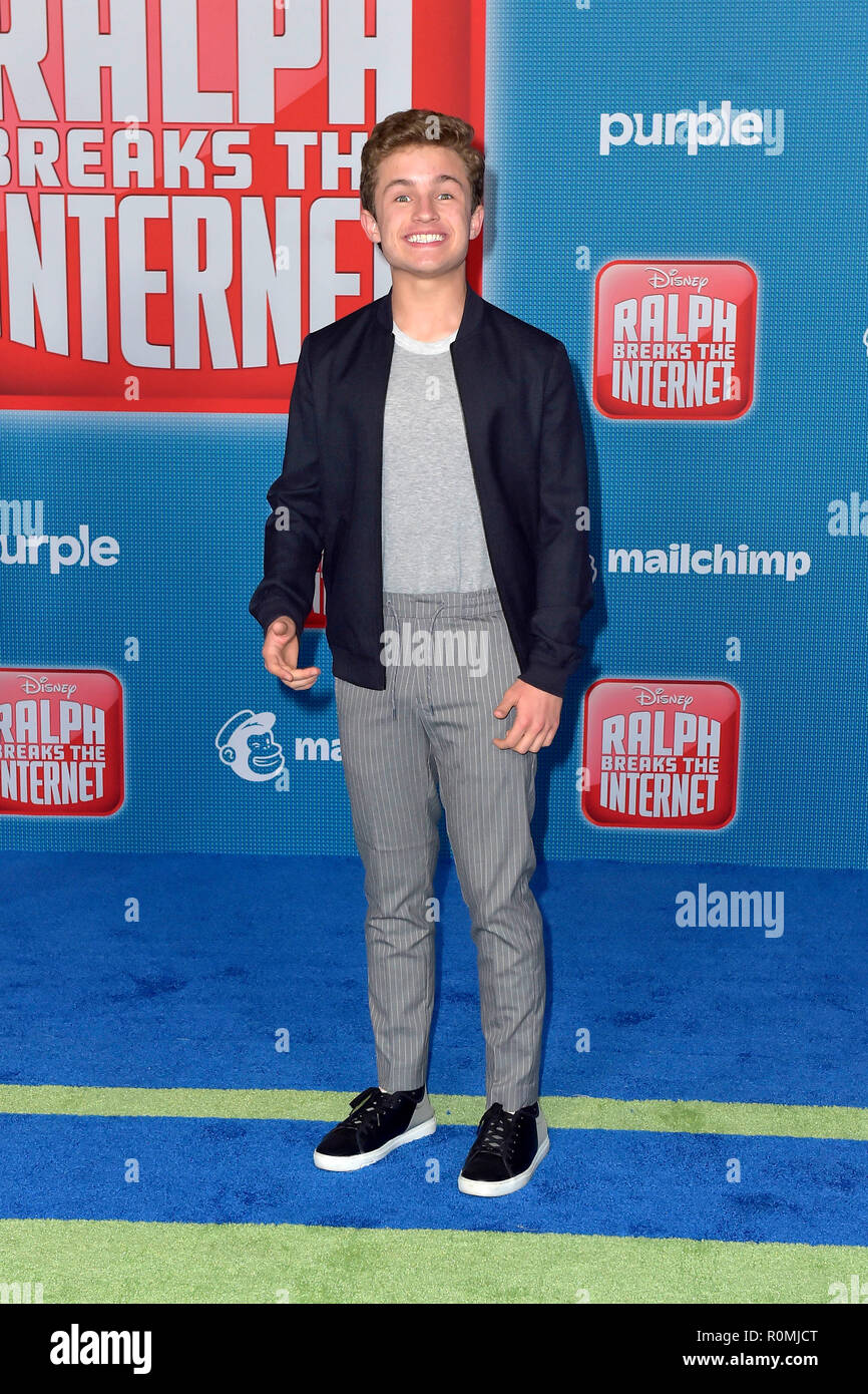 Sean giambrone hi-res stock photography and images - Alamy