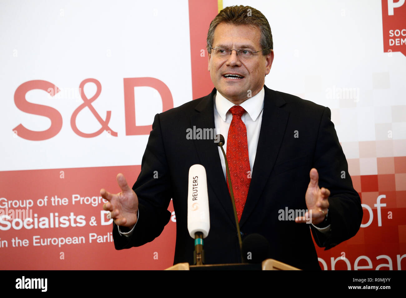 Brussels, Belgium. 6th Nov. 2018. EU Commissioner Maros Sefcovic speaks ...