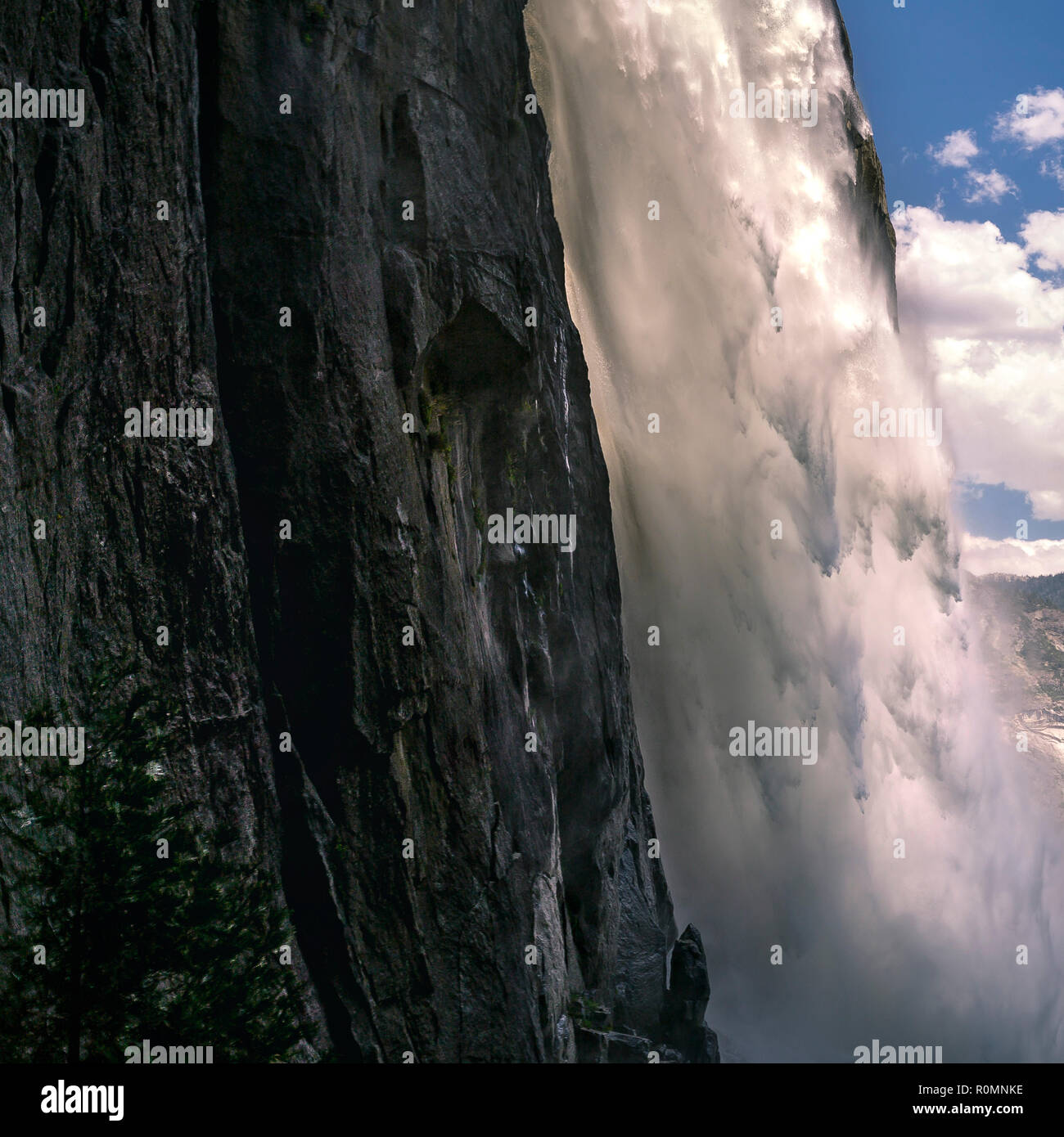 Yosemite cascade falls trees sierra hi-res stock photography and images ...