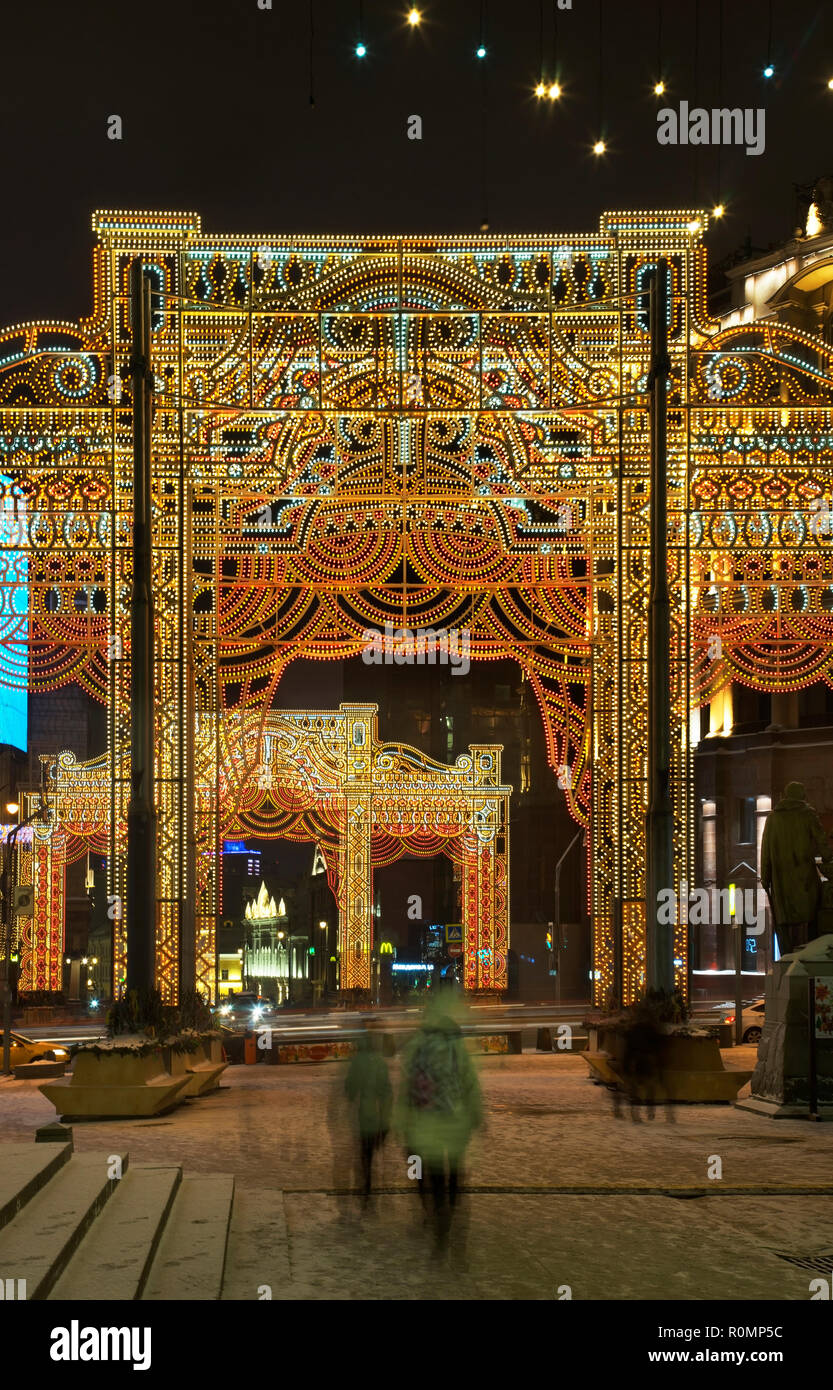 Tverskaya street scene moscow russia hi-res stock photography and ...