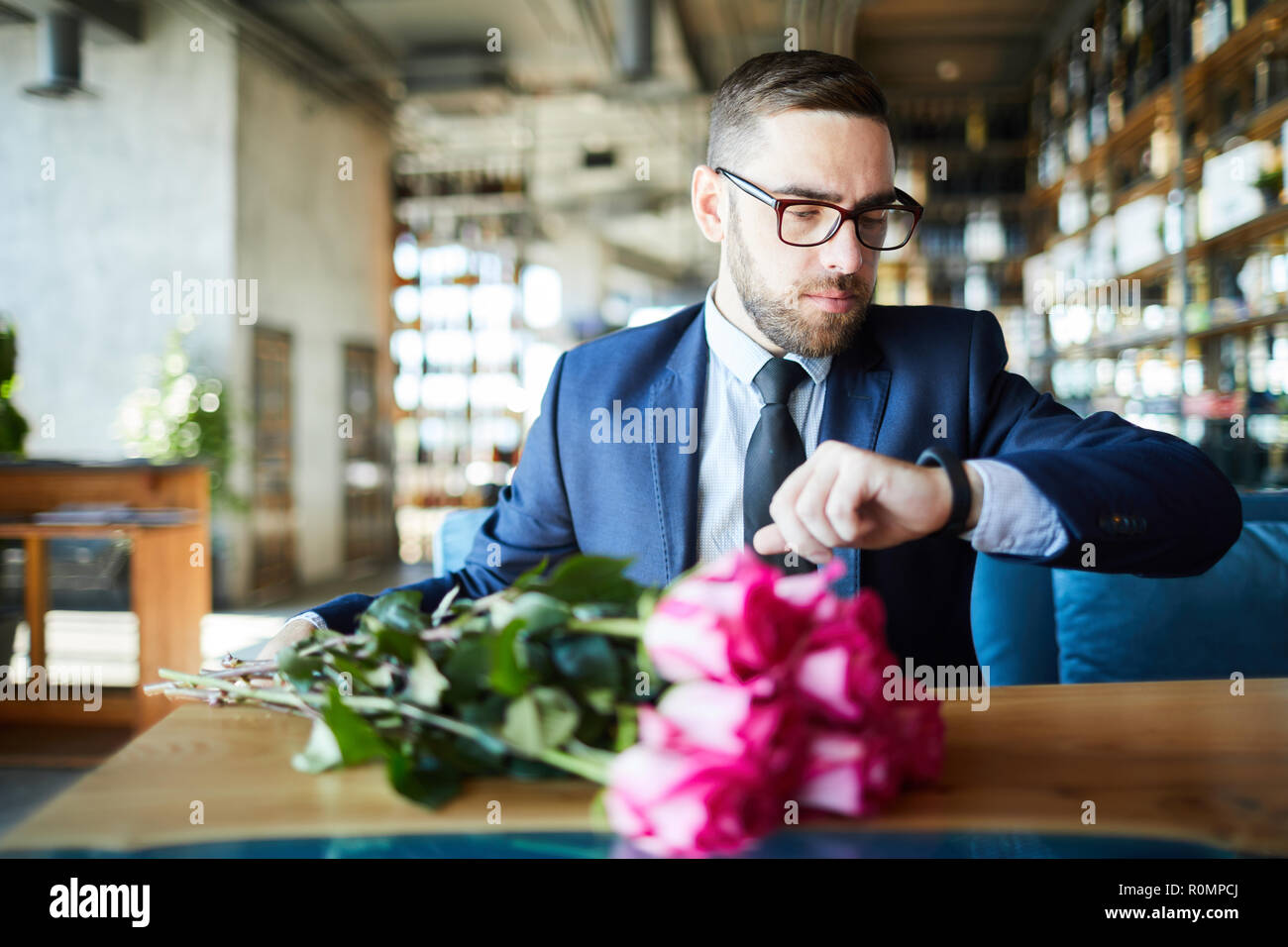 Waiting restaurant watch hi-res stock photography and images - Alamy