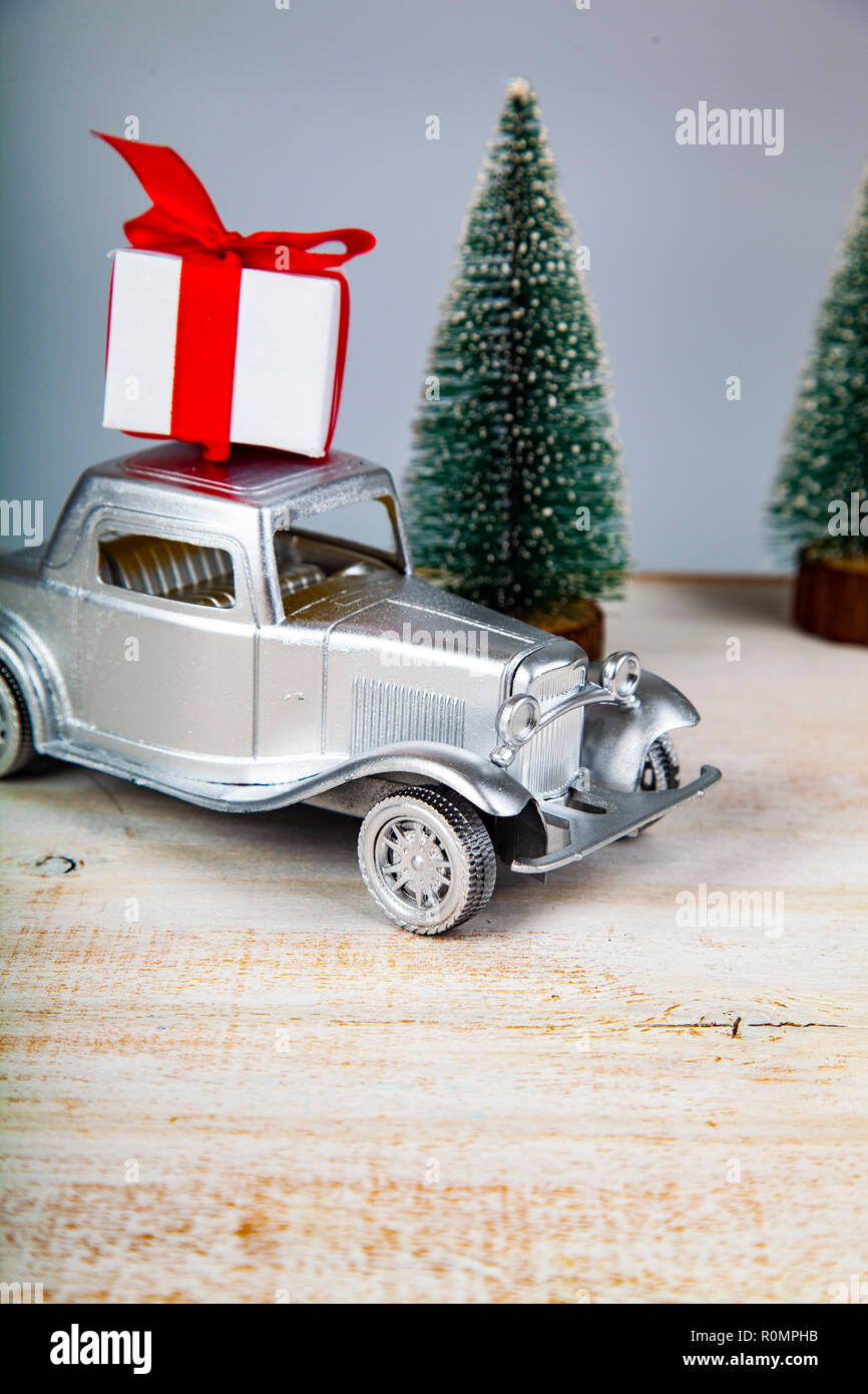 Car with gifts hi-res stock photography and images - Alamy