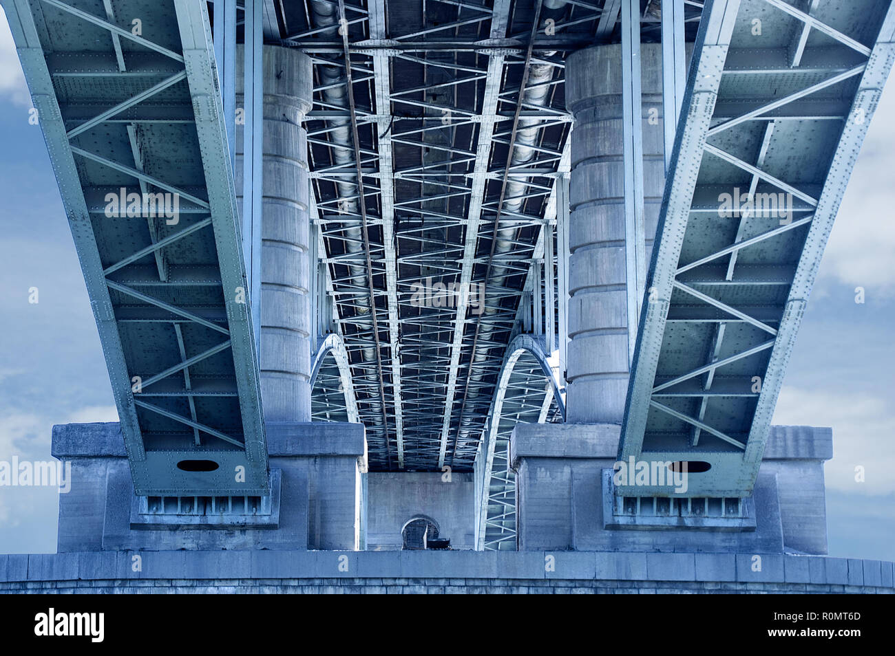 Communal transportation hi-res stock photography and images - Alamy