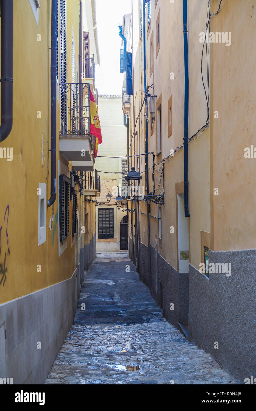 City break palma people hi-res stock photography and images - Alamy