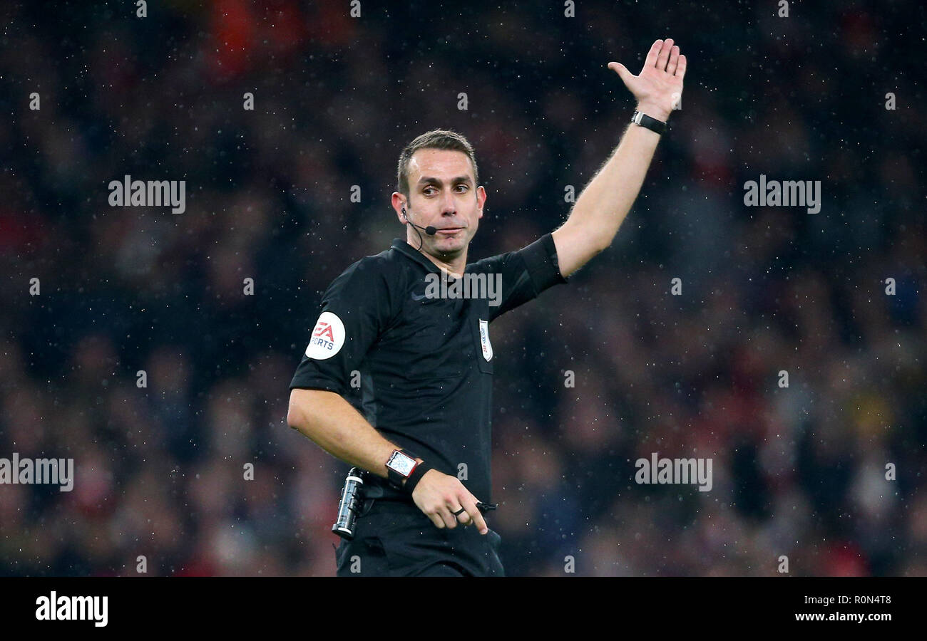 Referee David Coote Stock Photo - Alamy